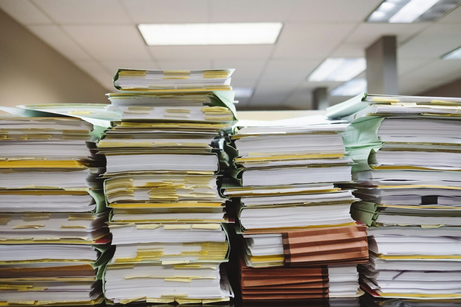 Key Documents for an H-1B Application: 2026 Checklist | Luo & Associates